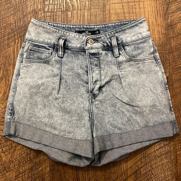 Hollister | Jeans | Hollister Ultra High Rise Mom Shorts Size W28 ...